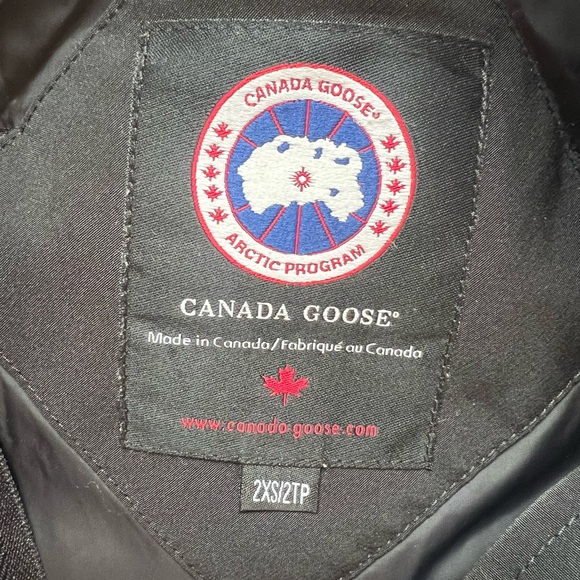 Canada Goose | Jackets & Coats | Canada Goose Dark Coat With Fur Hood ...